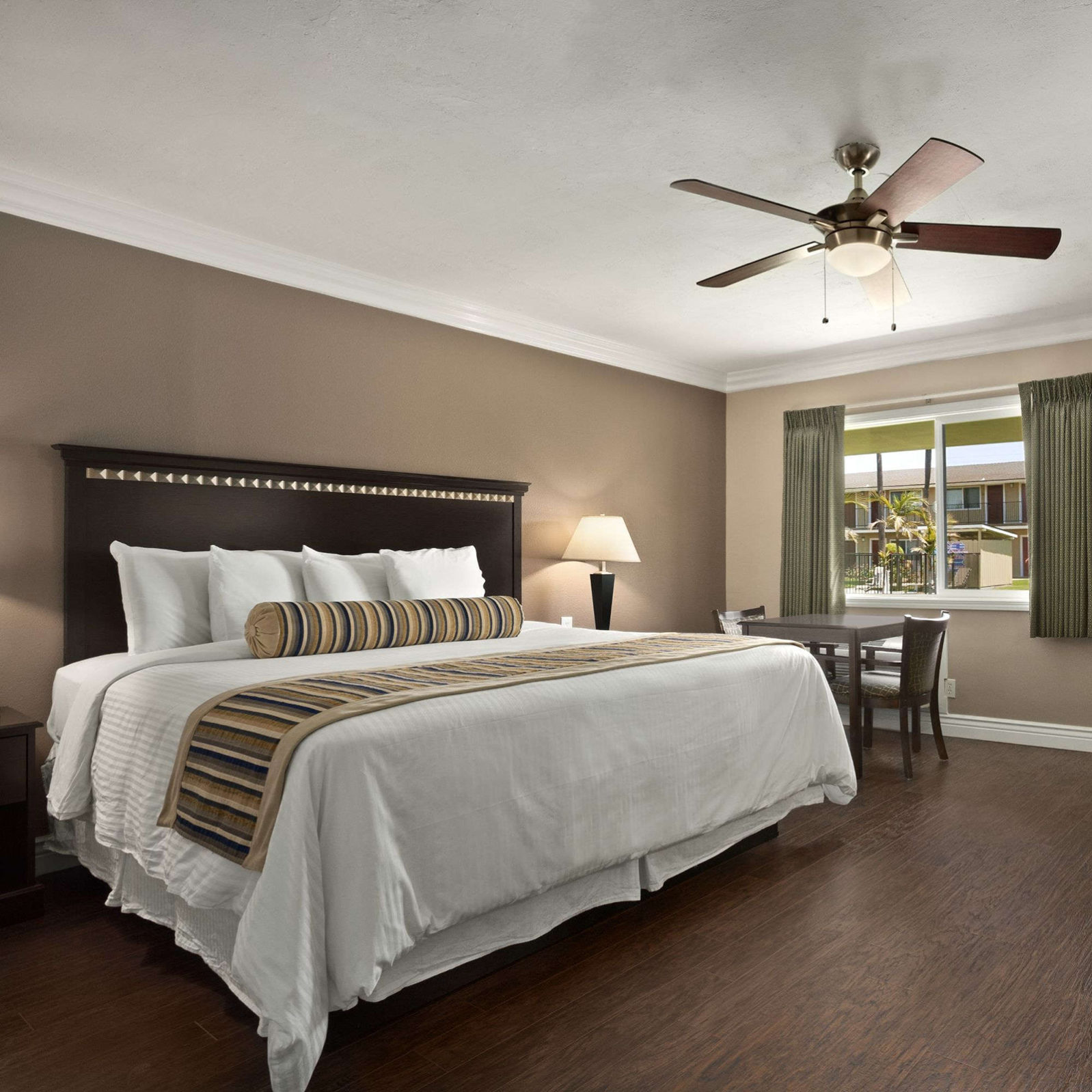 Travelodge by Wyndham - WHG Corporate